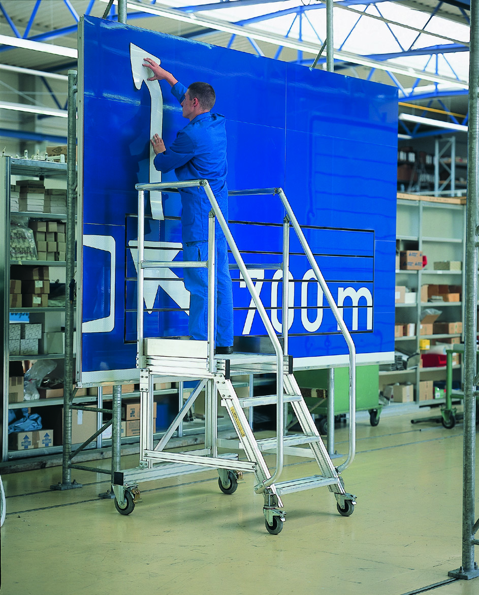 PLATE-FORME MOBILE INCLINAISON 45° MODUL ACCESS - PLATES-FORMES ...